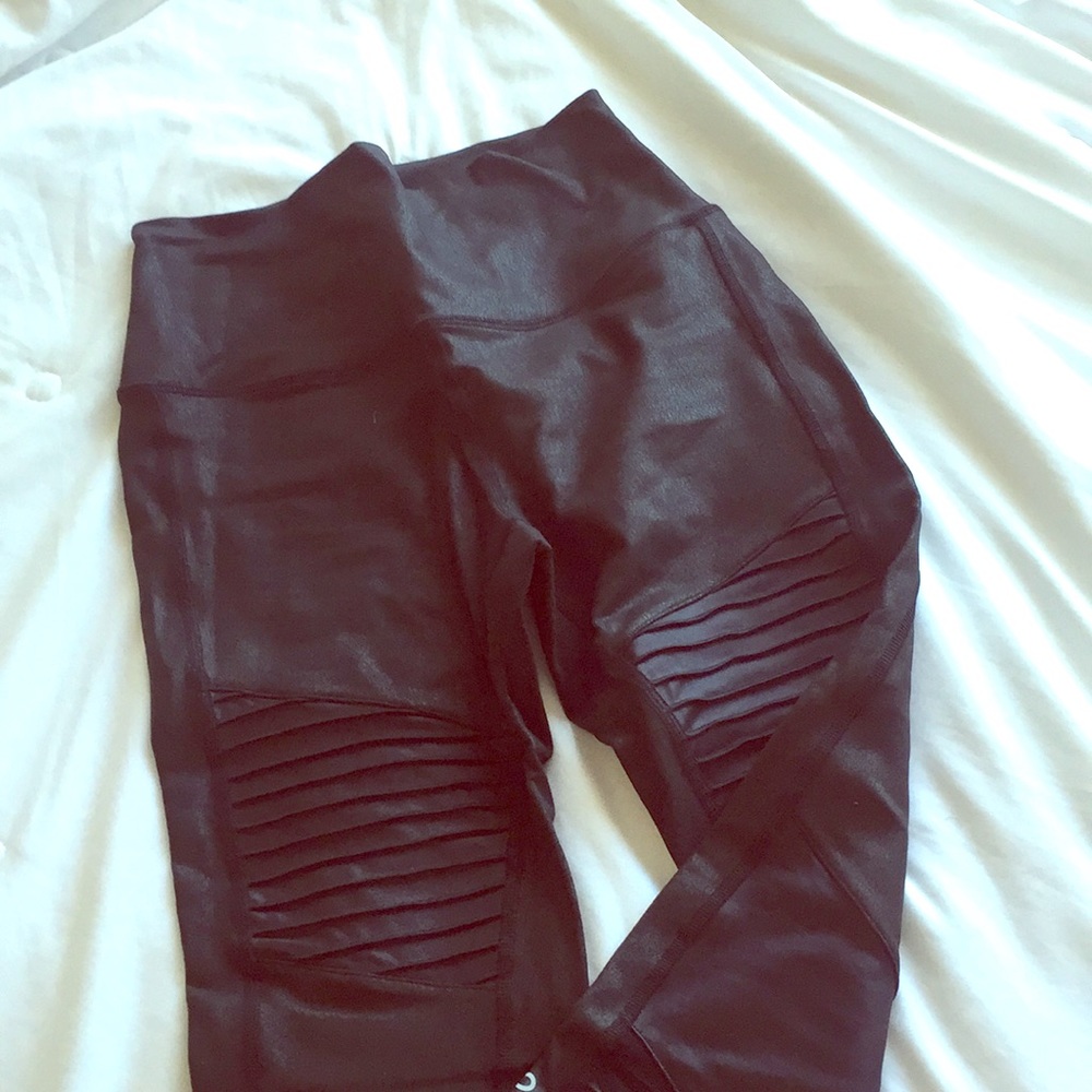 Twice-Worn Authentic Alo High-Waist Moto Leggings - Gem